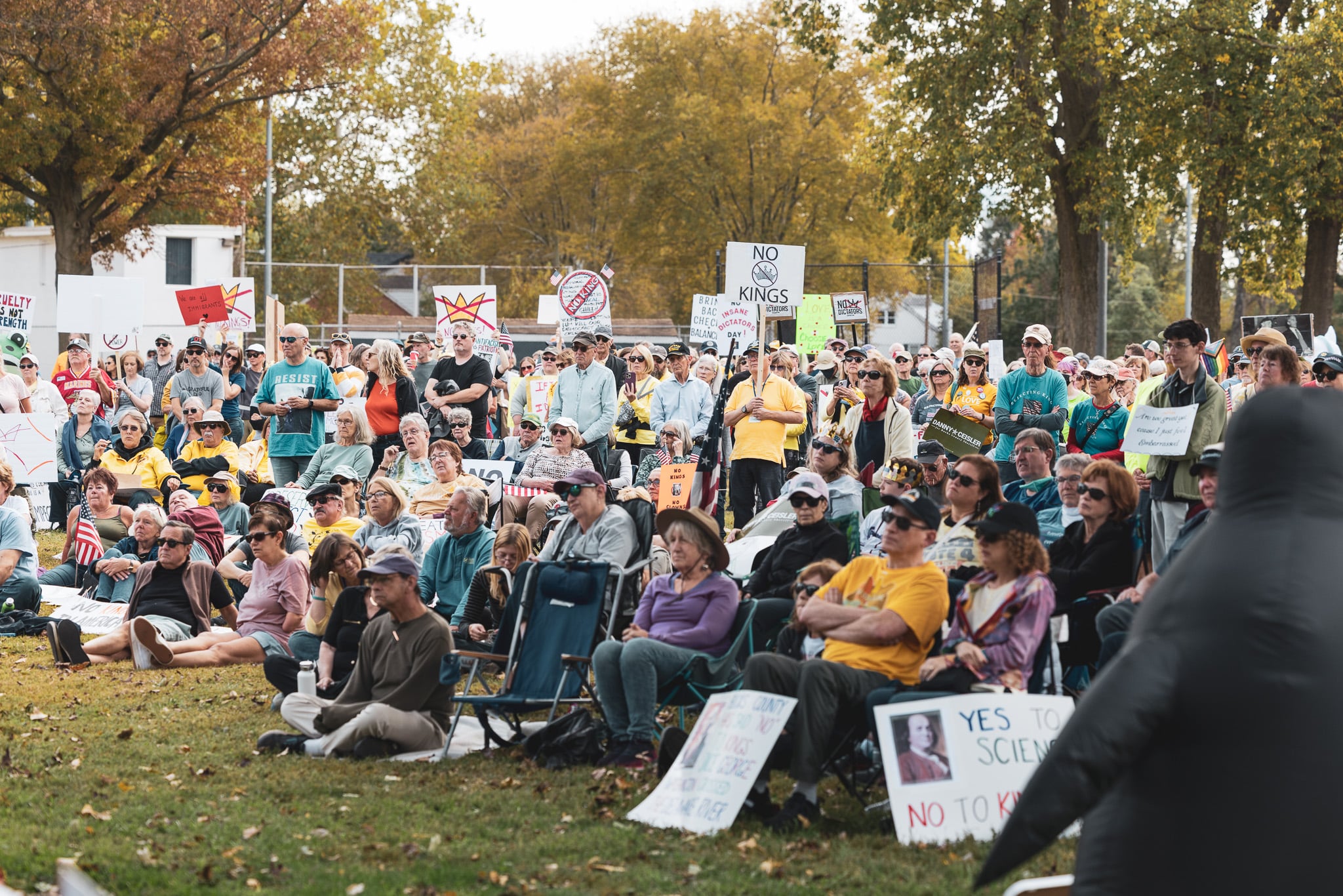 Photo Essay: Thousands of Democracy Defenders Protest Trump at 'No ...